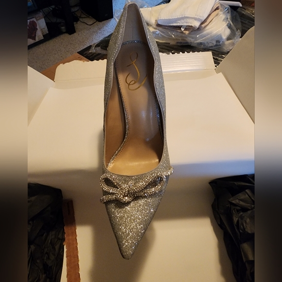 Sam Edelman | Shoes | Sam Edelman Silver Deela Pumps Size New In Box ...
